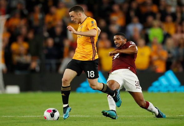 Wolves news: Bent left raving over Jota qualities at Molineux