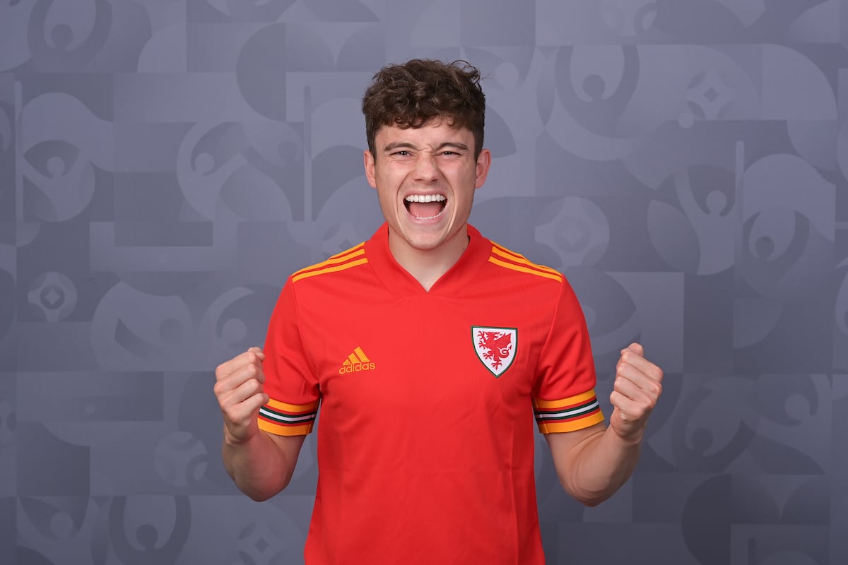 Leeds United new-boy James wows Whelan after reveal