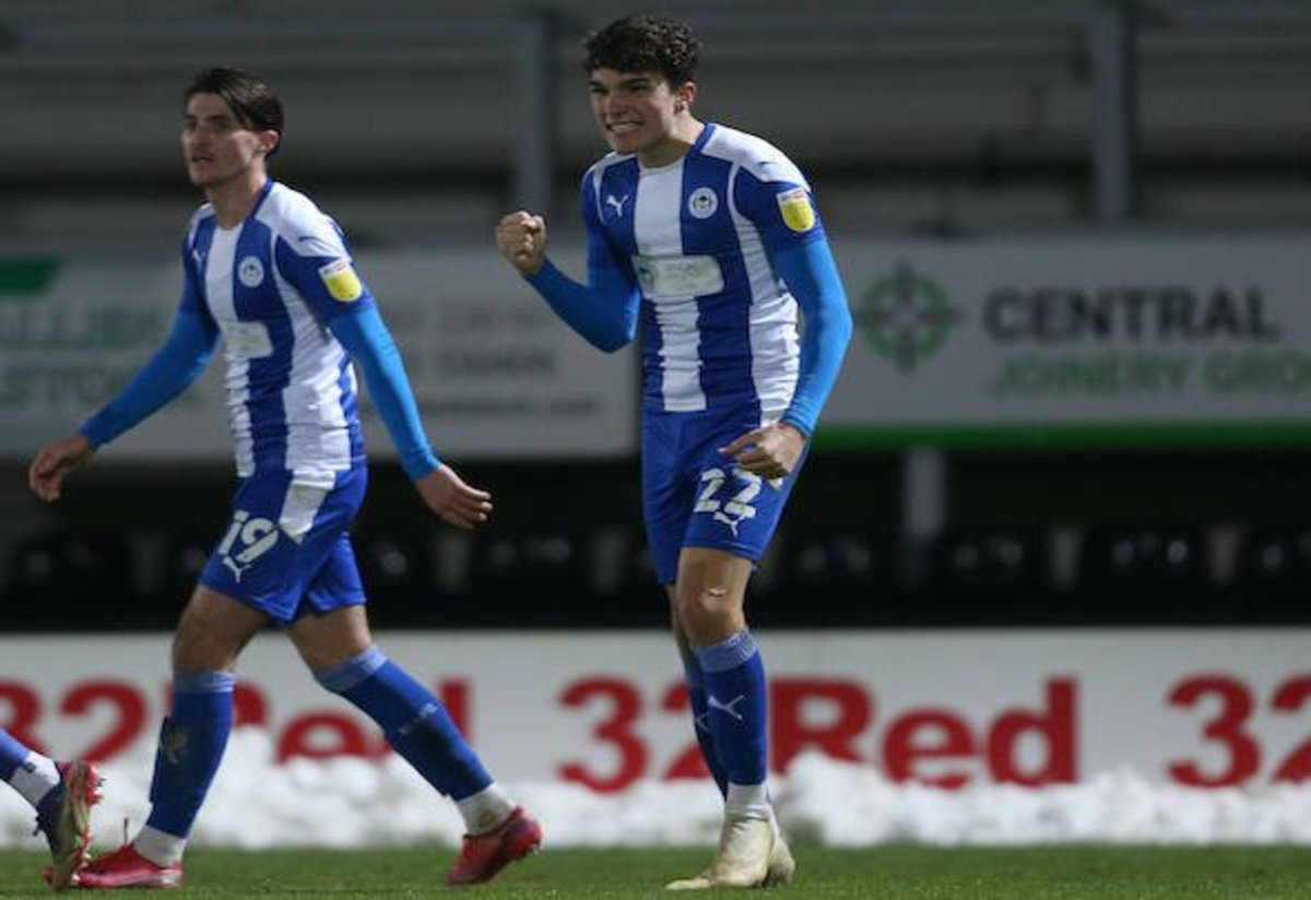 Swansea City striker Joseph agrees Oxford United blow