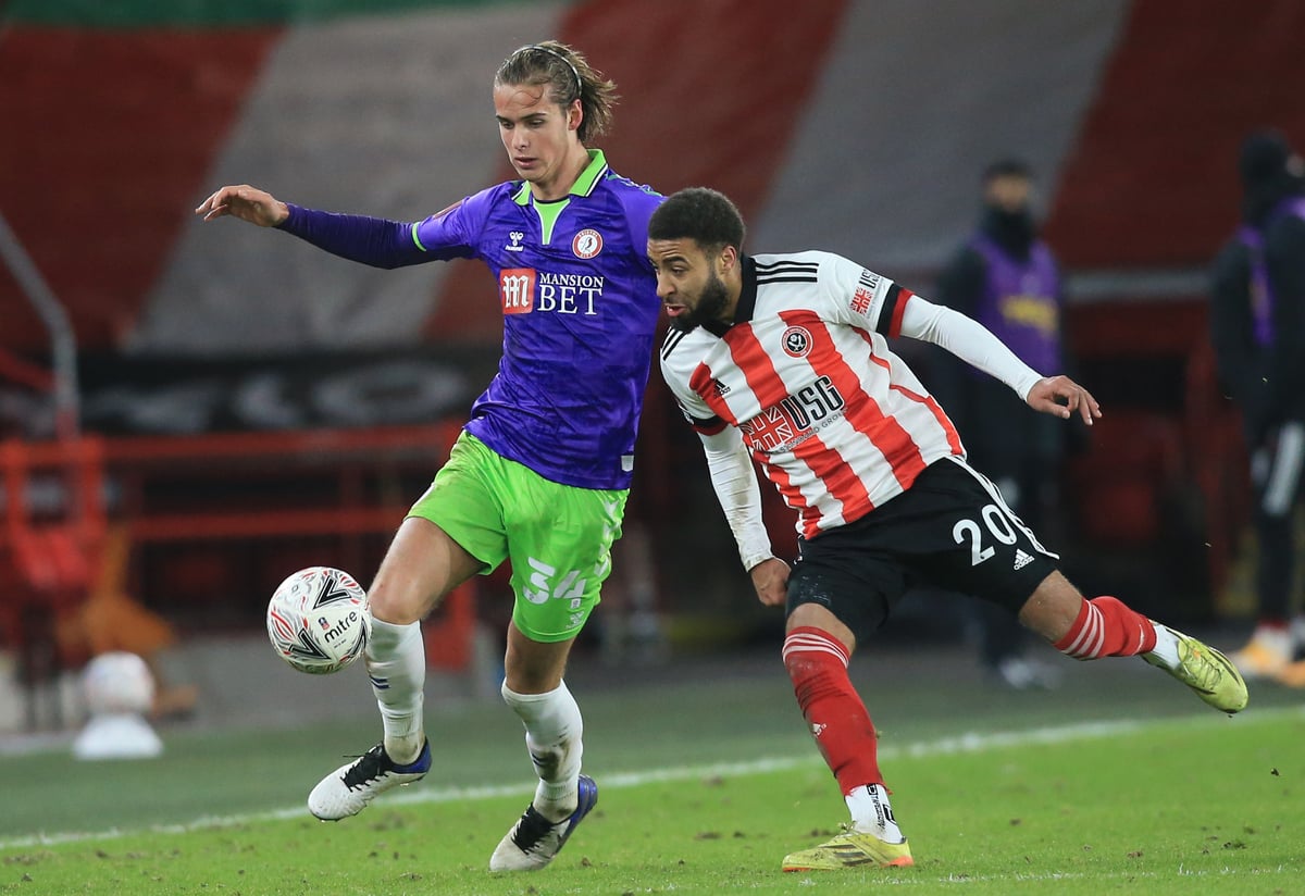 Bristol City defender Towler wanted by six clubs - Sources