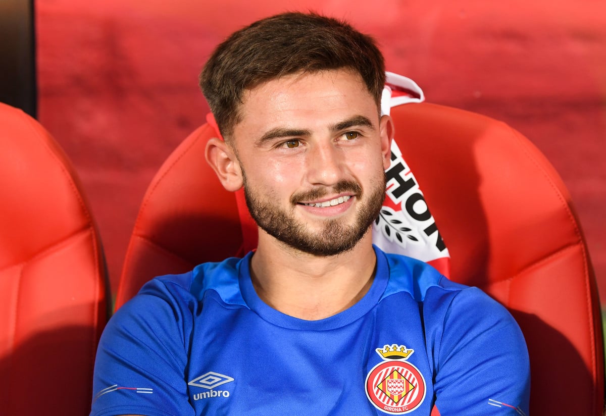 Sunderland set to announce Roberts signing today - sources