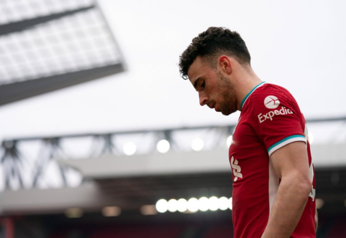 Liverpool told ex-Fifa official's VAR claim after controversial Jota ...