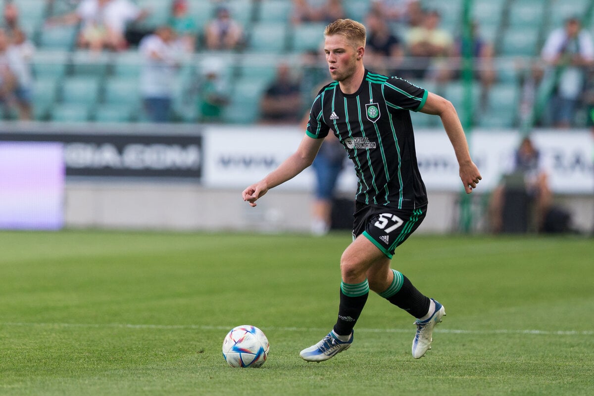 Celtic youngster will be "on the fringe" this season - expert