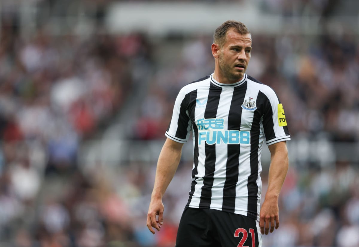 Pundit drops 'crazy' Fraser claim after Newcastle update