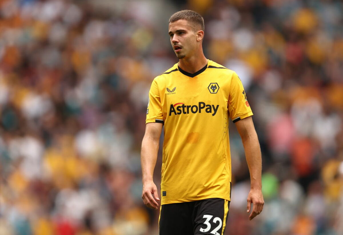 West Ham move to sign Dendoncker in Wolves part-exchange deal