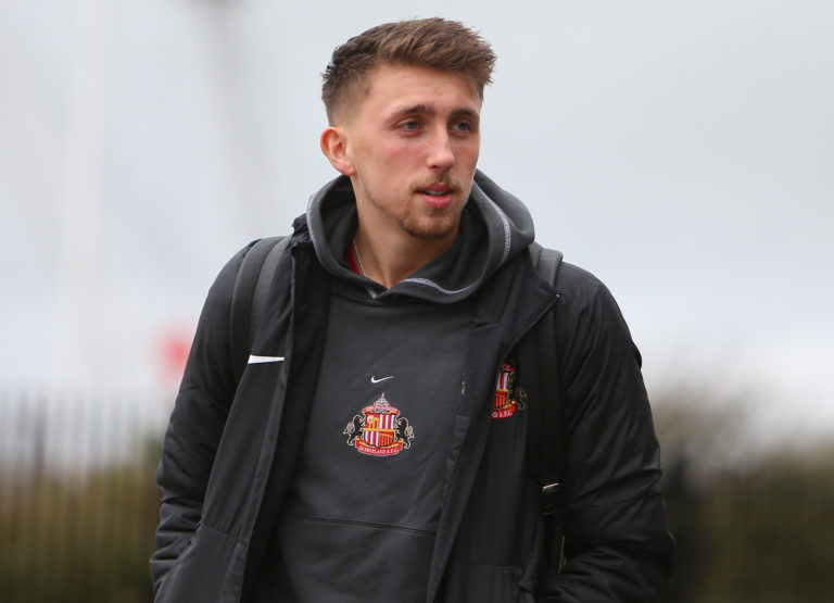 Dan Neil 'rejects Premier League and La Liga offers' with Sunderland ...