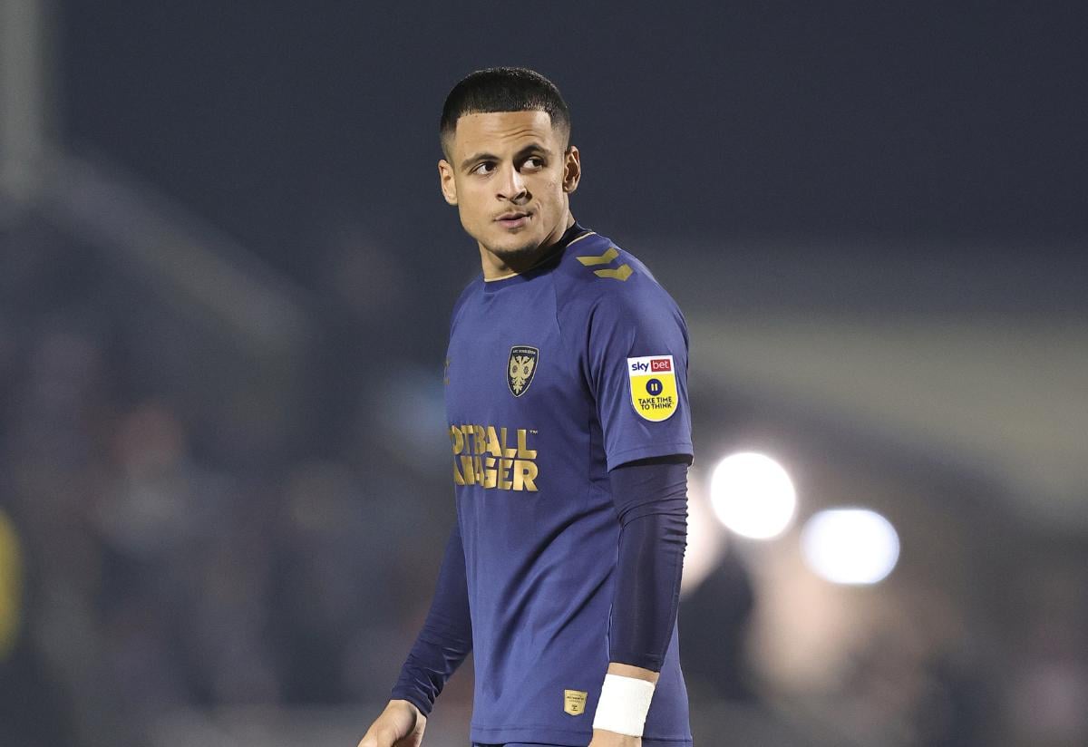 Barnsley submit bid for AFC Wimbledon star Ali Al-Hamadi