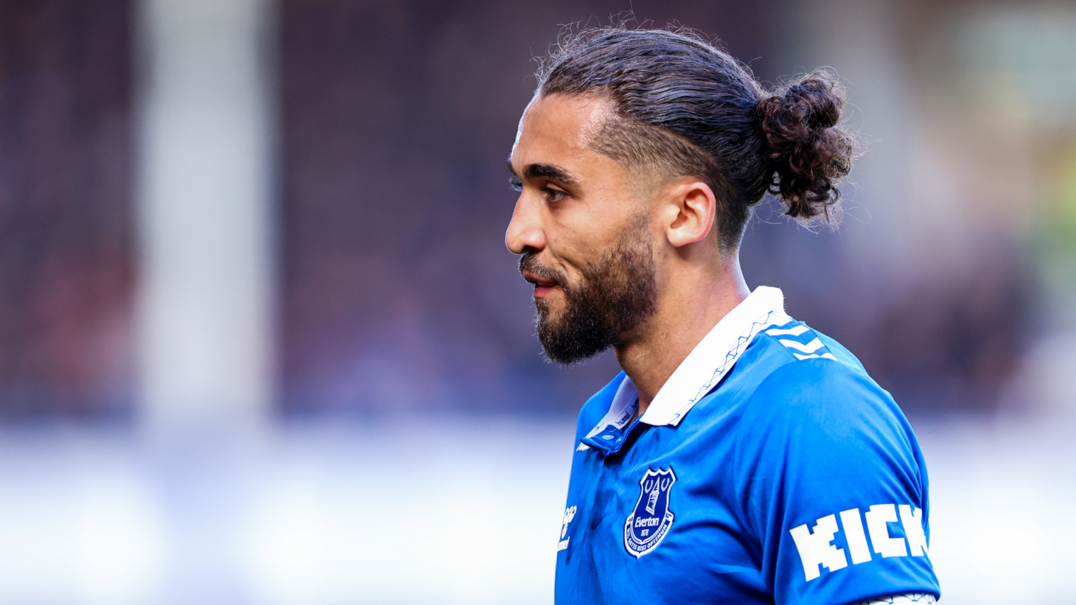 Everton plot January transfer raid after striker reveal - sources