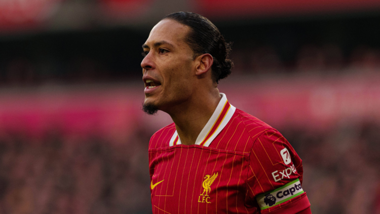Virgil van Dijk sends message after Liverpool contract update