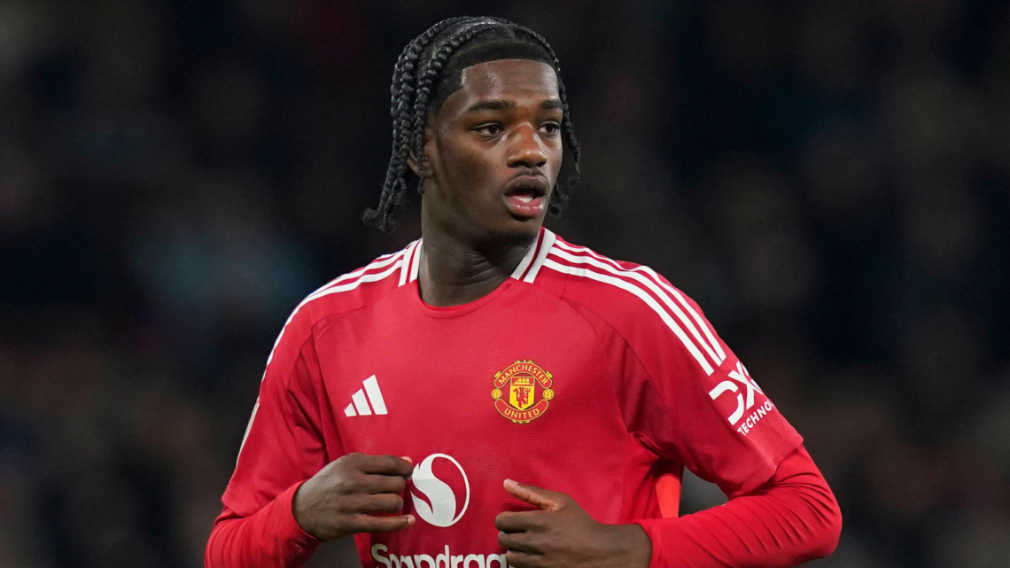 Man United fans stunned by what they saw Ayden Heaven do v Arsenal