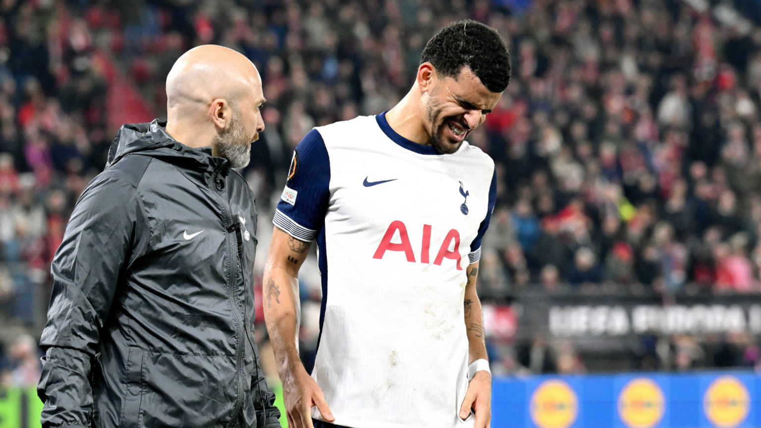 Tottenham star Dominic Solanke reacts to Hamza Choudhury's emotional ...