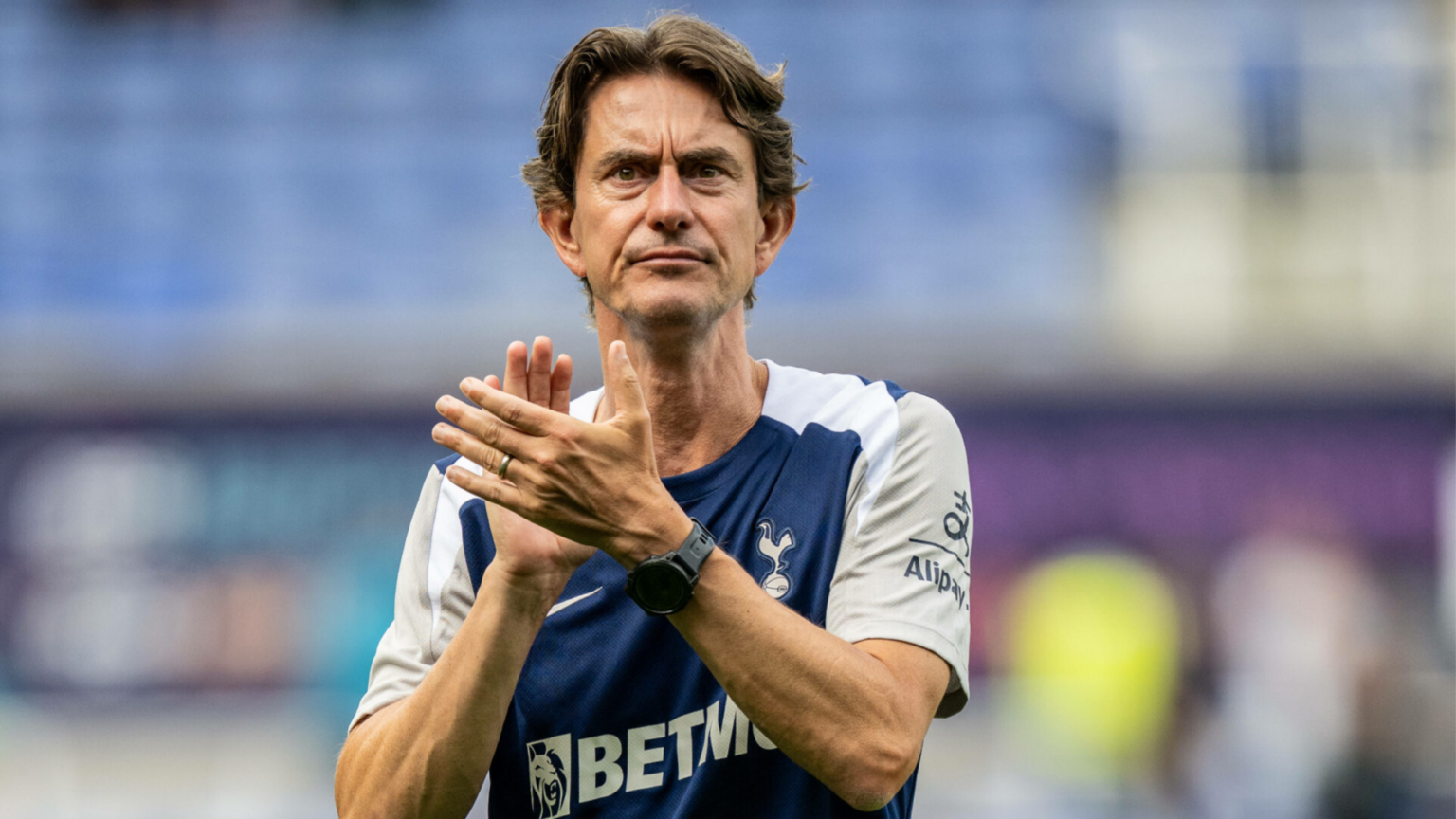 Ex-FIFA ref hits out at Newcastle vs Tottenham controversy as footage ...