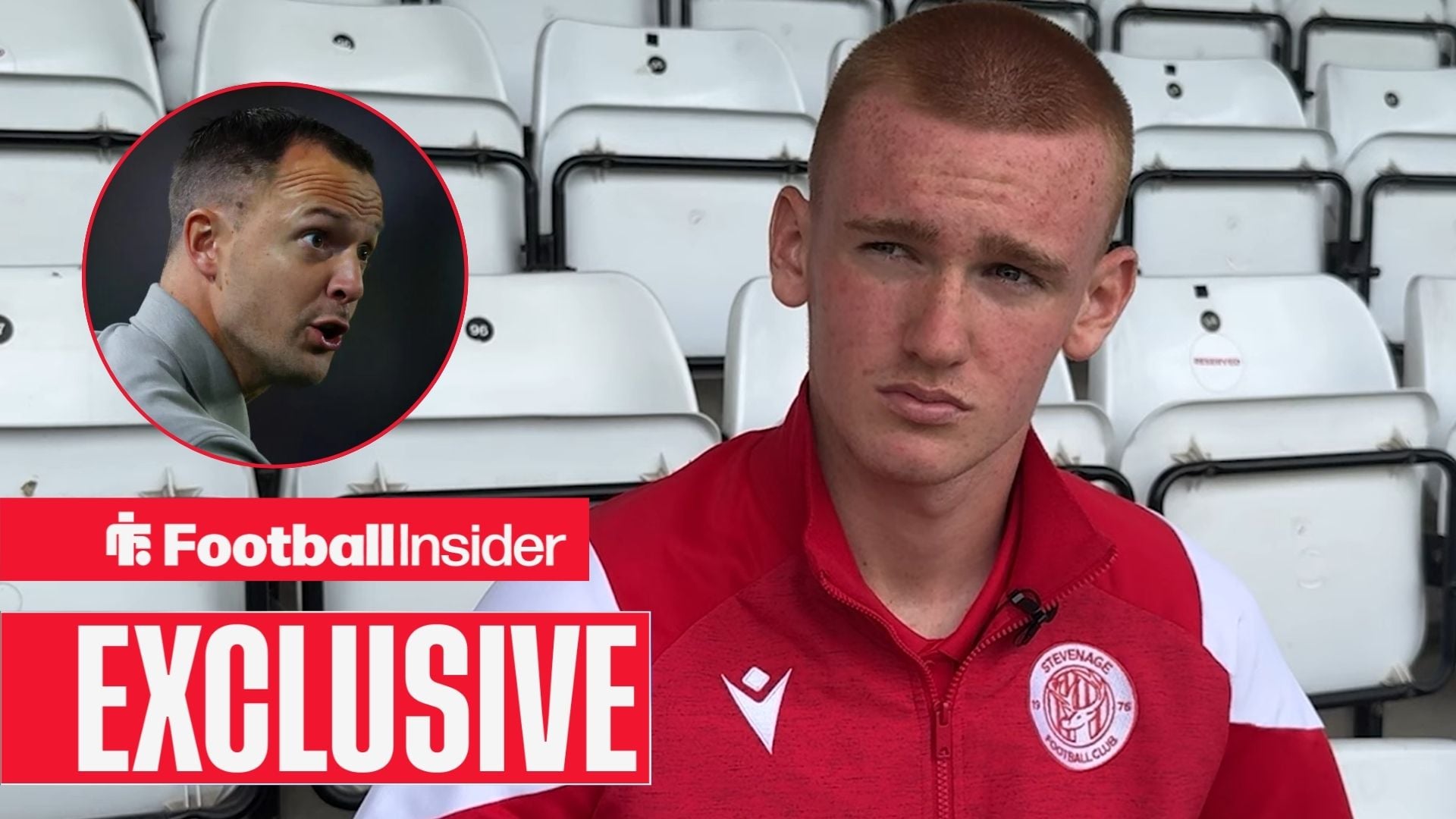 مردانی که در حال مکیدن مشاعره هستند